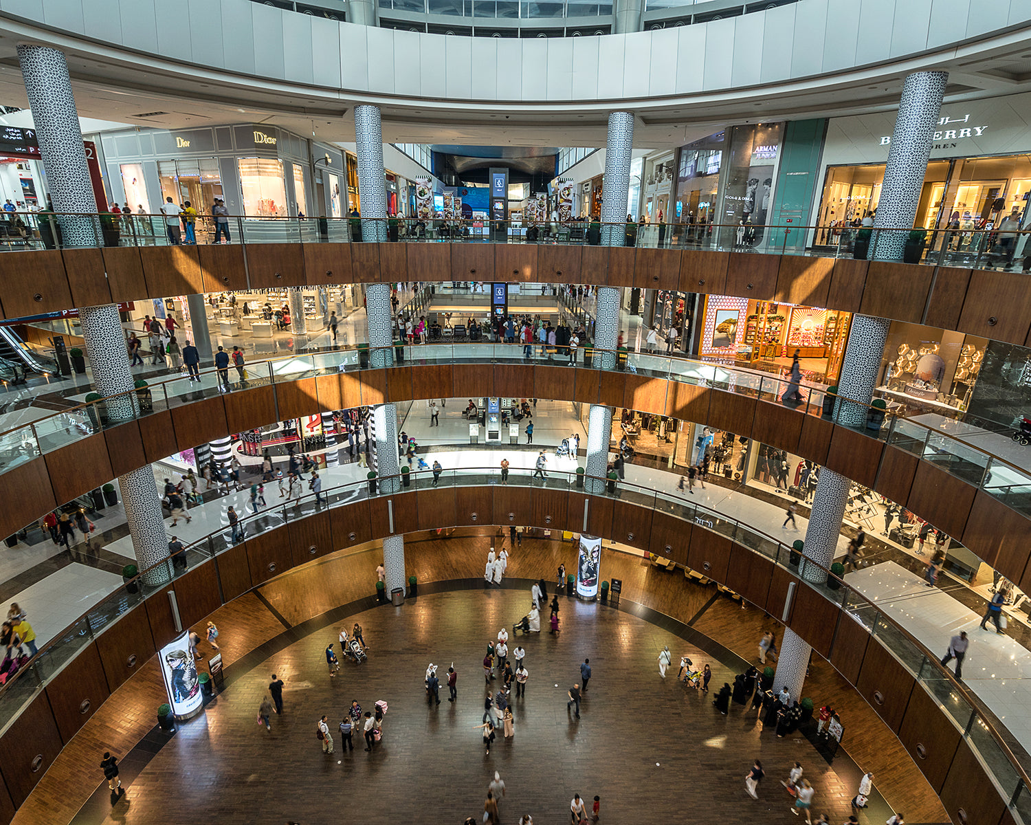 Dubai Mall – Retail Store Tours